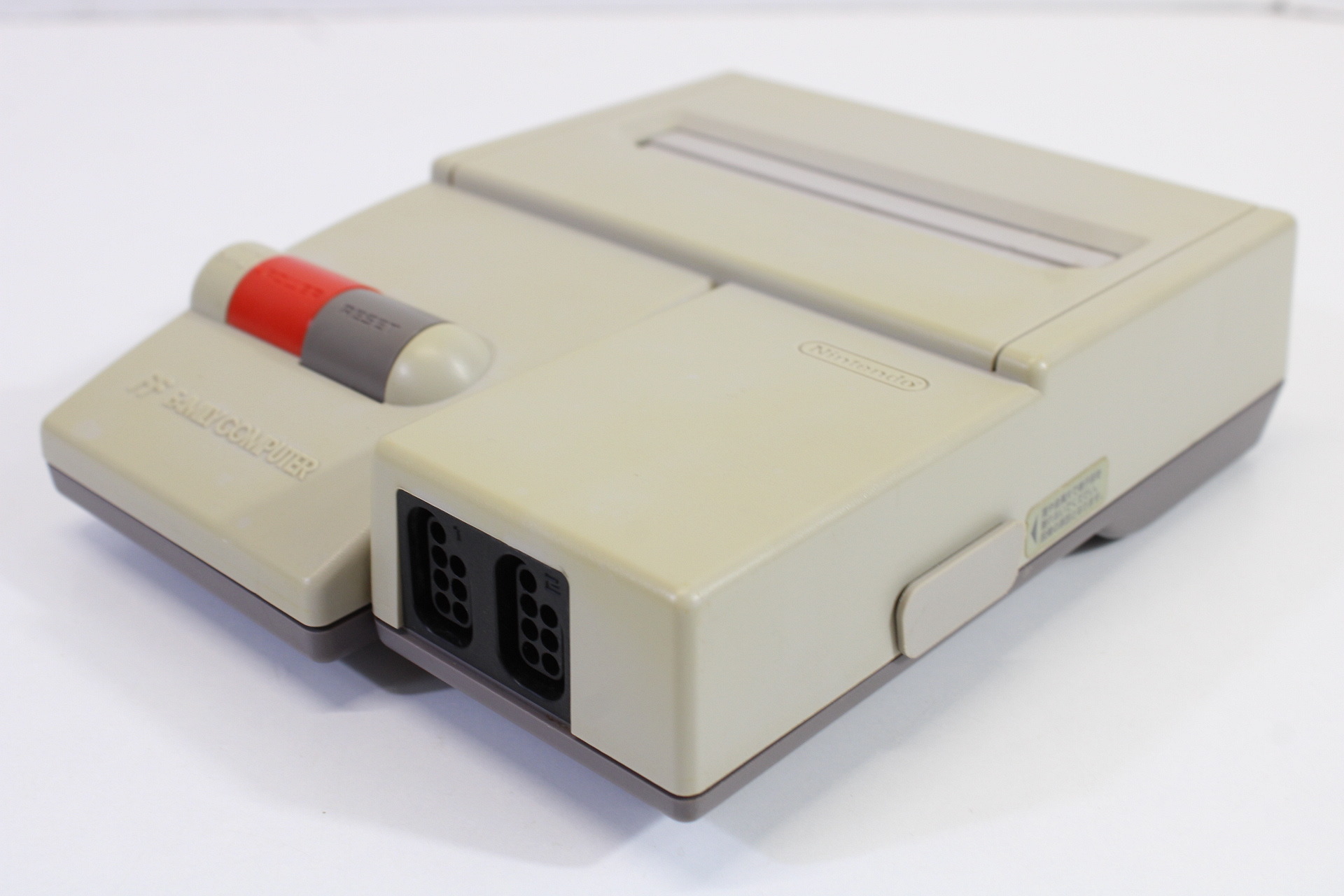 AV Famicom Console “New Famicom” Controller x1 AC Adapter AV Cable ...