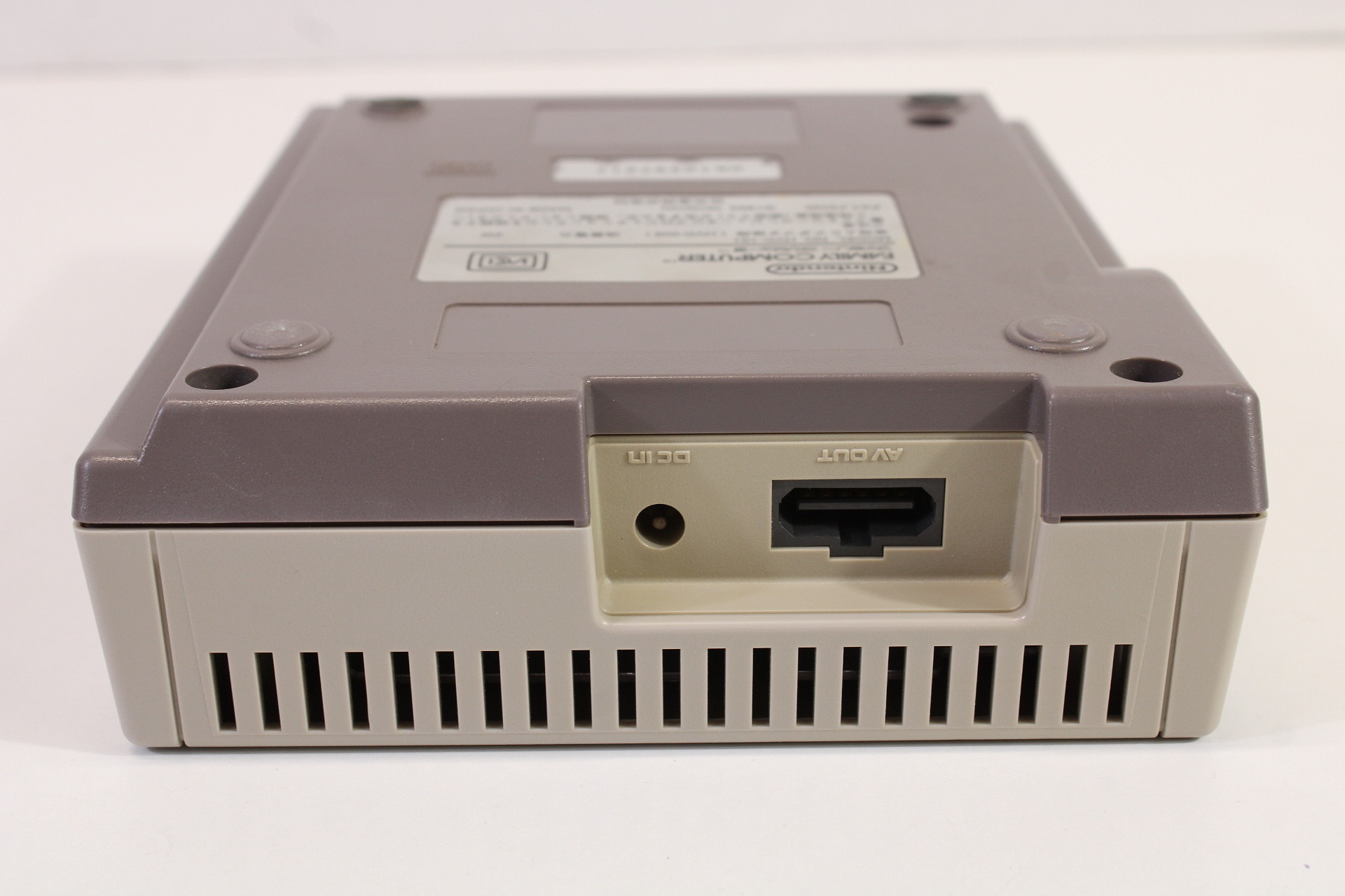 AV Famicom Console “New Famicom” Controller x1 AC Adapter AV Cable ...